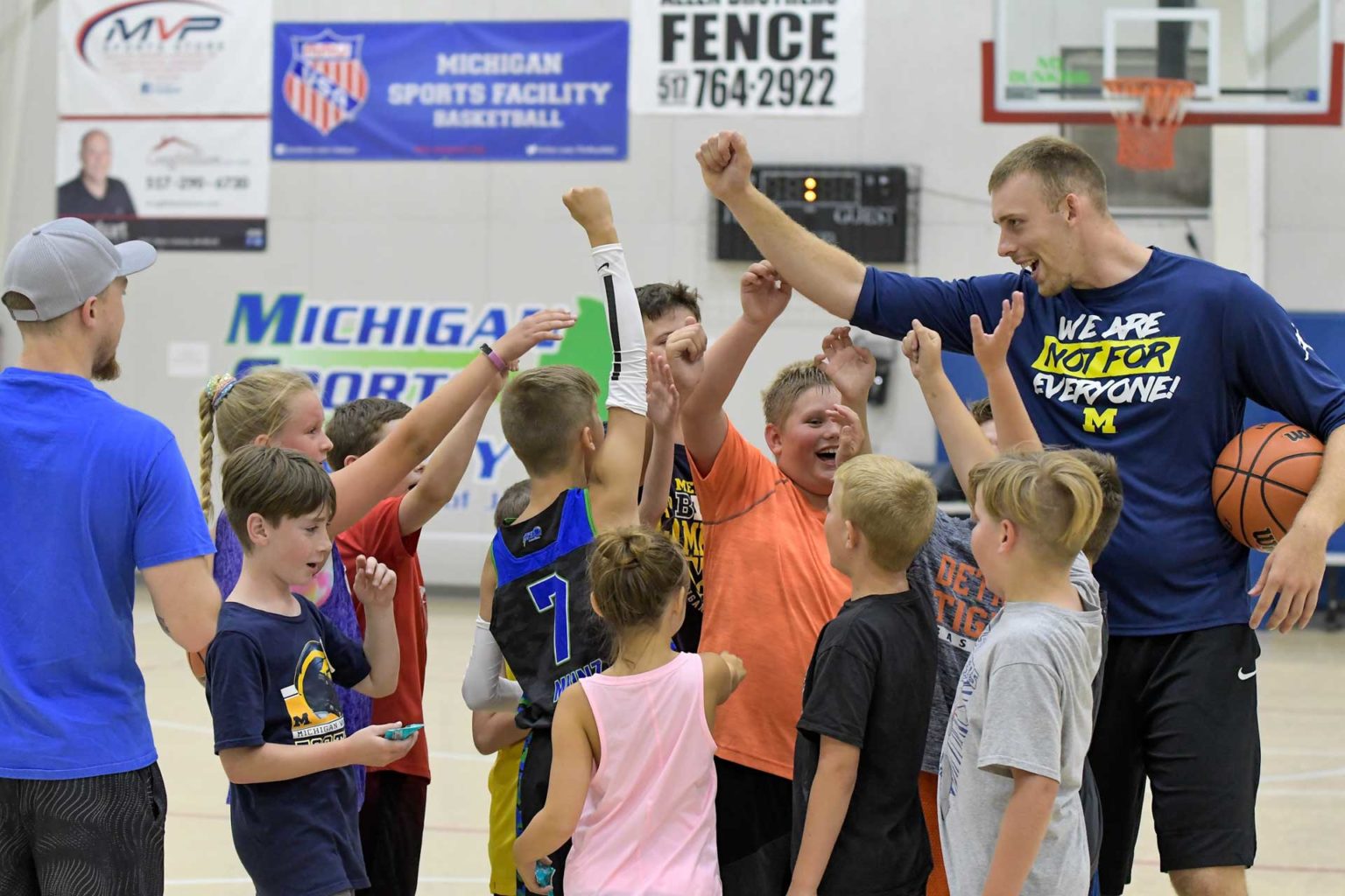 Davis Looks for Pro Basketball Career in Germany | JTV