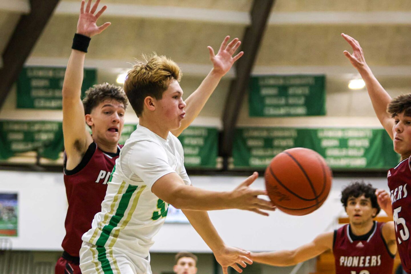 Center For Family Health Jackson County Scoreboard - December 5th, 2025 | JTV