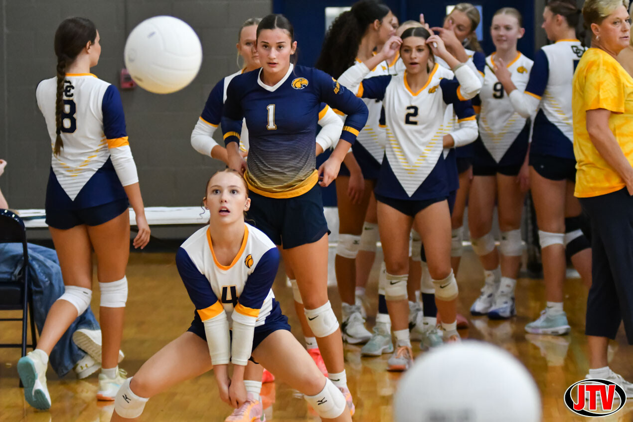 Volleyball Manchester vs Columbia Central, 9-4-2025 | Photo Gallery | JTV