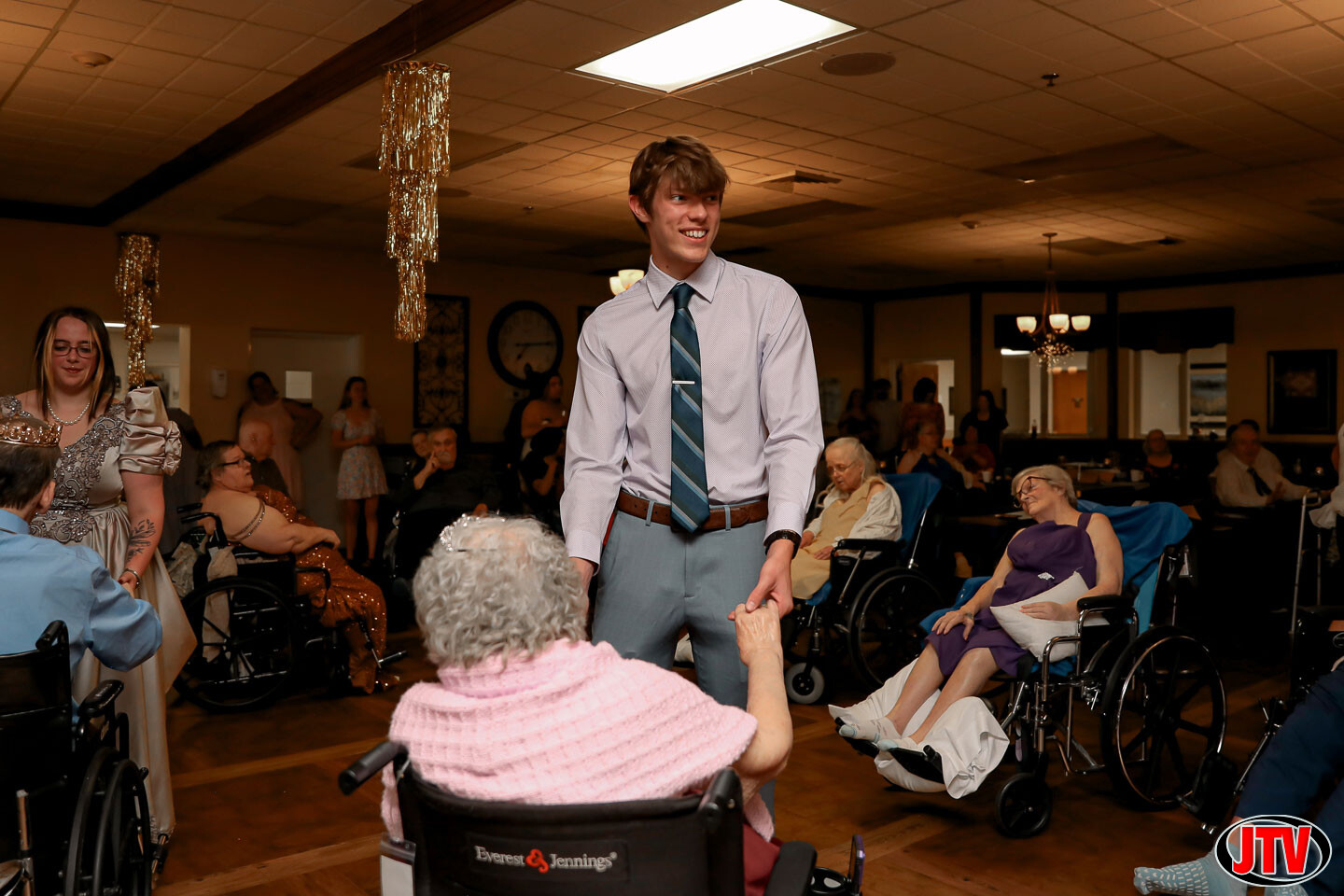Cascade Senior Care Center Prom Night, 5-28-2026 | Photo Gallery | JTV
